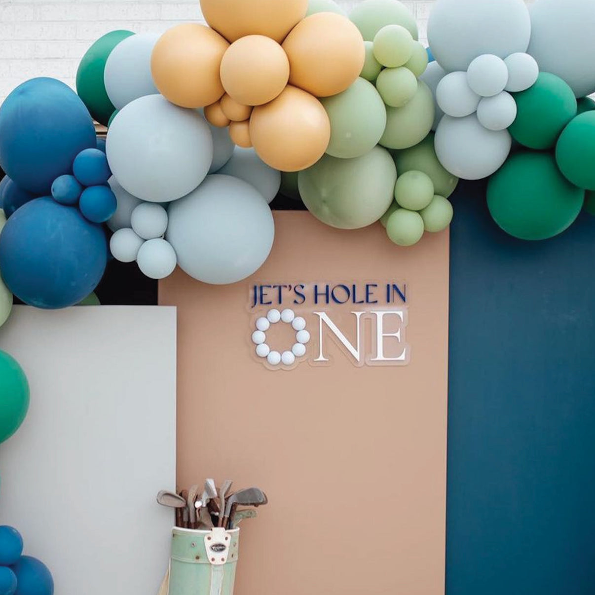 Hole In One Backdrop Sign – kulgra